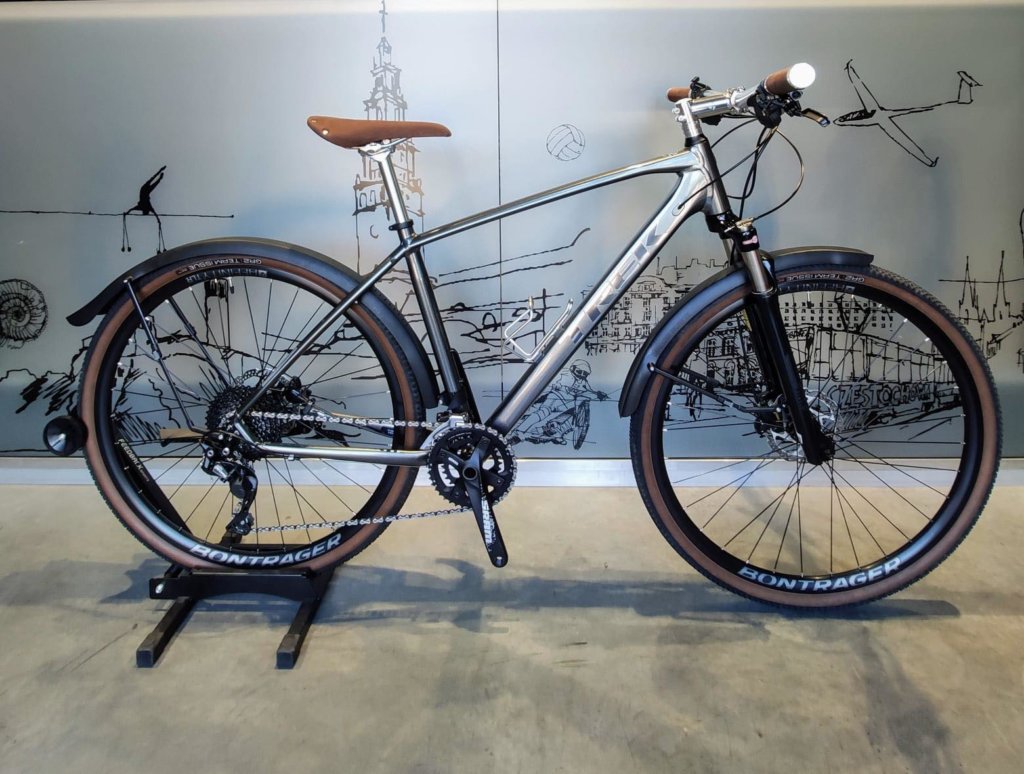 Trek Dual Sport 4 | Aktualności | Fabryka Rowerów